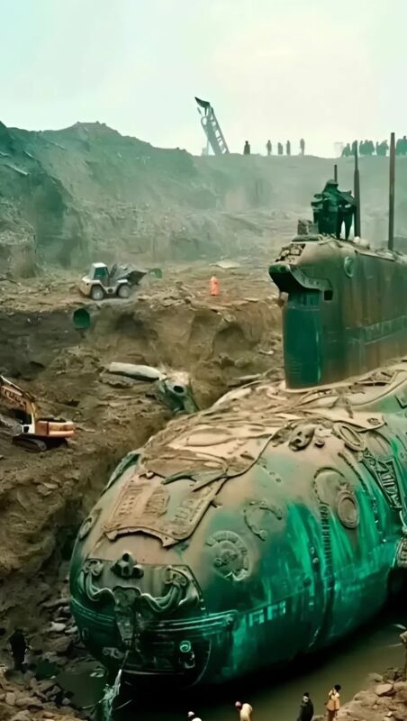 Scientists discovered an old submarine in the middle of the desert ...